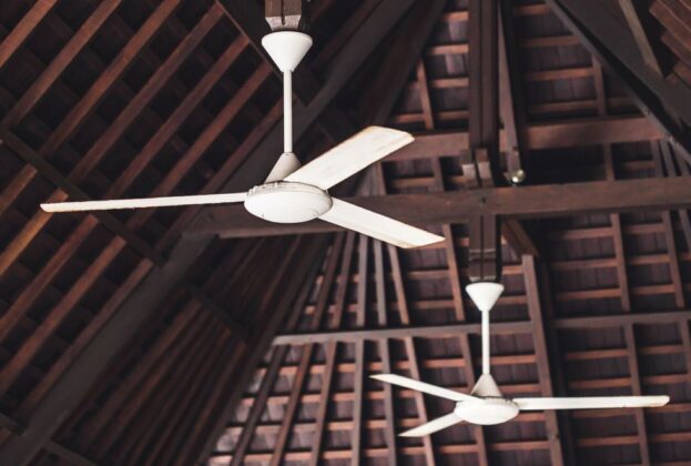 3 Blade Vs 4 Blade Ceiling Fan - Which One to Choose?